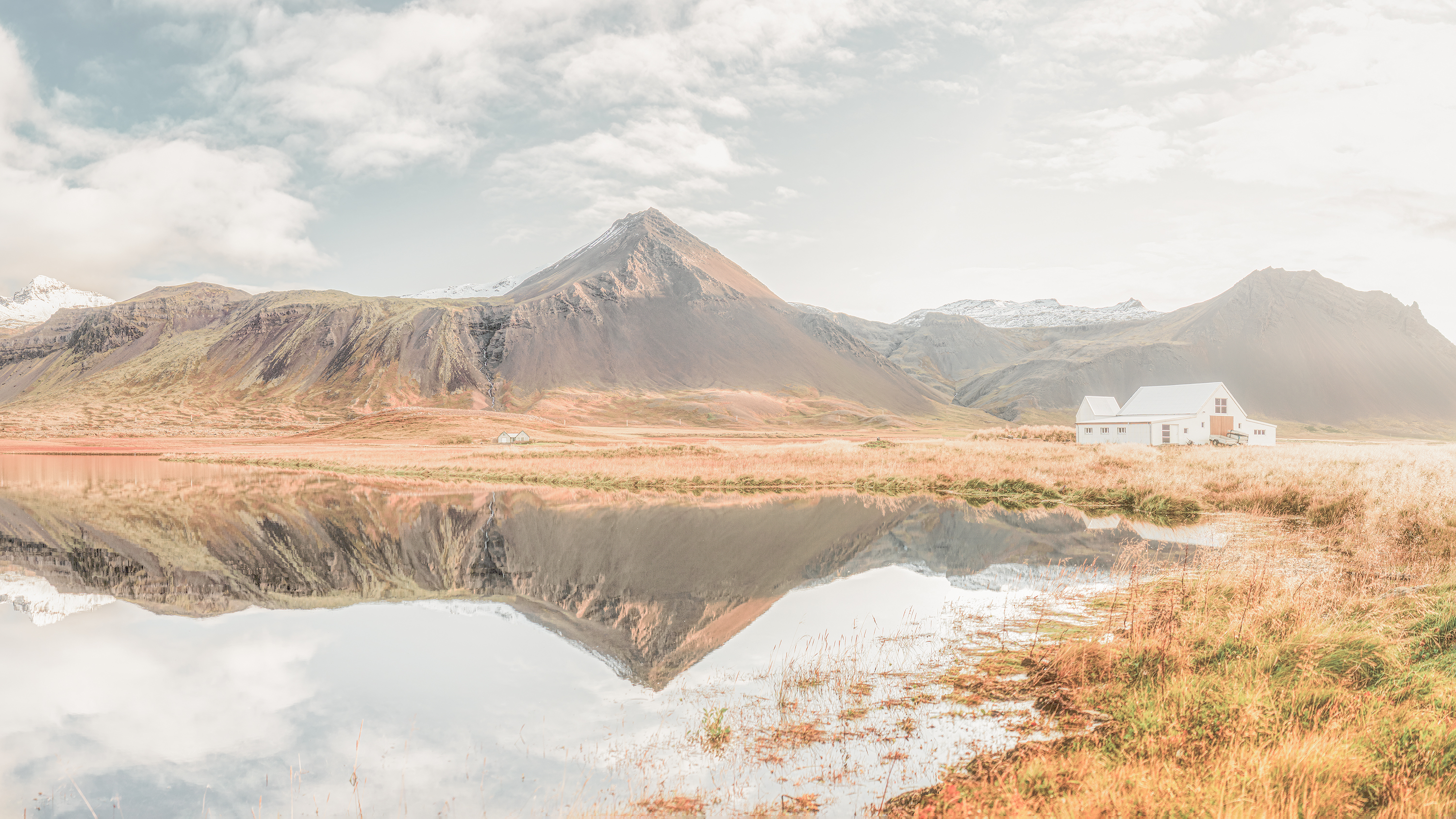 Daniel Badger Photography | Foundation